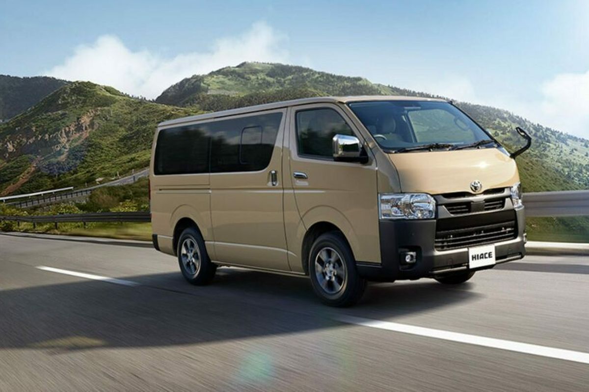 Toyota HiAce 2024: Penyegaran Warna dan Fitur Terbaru untuk Light ...