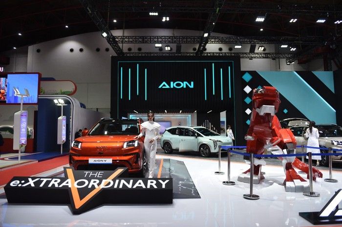 AION V Resmi Diluncurkan di IIMS 2025, Harga Mulai Rp 449 Juta