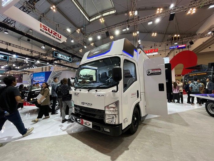 Spesifikasi dan Inovasi Truk 'Power Bank' Isuzu di GIIAS 2024