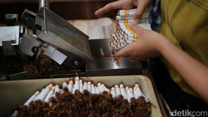 Rencana Kebijakan Penyeragaman Kemasan Rokok Polos, Isu Intervensi Asing dalam Industri Tembakau ...