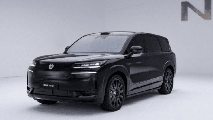 BYD Denza N9: SUV Mewah Berteknologi Hybrid Resmi Meluncur