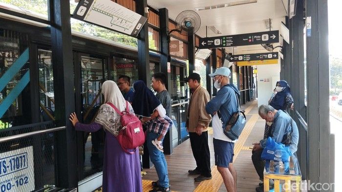Revitalisasi Halte TransJakarta Simpang Ragunan Selesai: Wajah Baru Lebih Nyaman dan Adem