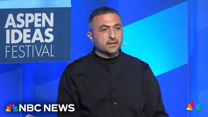 Kontroversi Pernyataan CEO Microsoft tentang Penggunaan Konten Internet ...