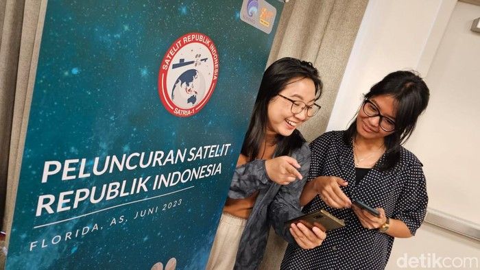 Starlink Elon Musk Masuk RI, Kominfo Ungkap Nasib Satelit Satria-1 Starlink Elon Musk Masuk RI, Kominfo Ungkap Nasib Satelit Satria-1