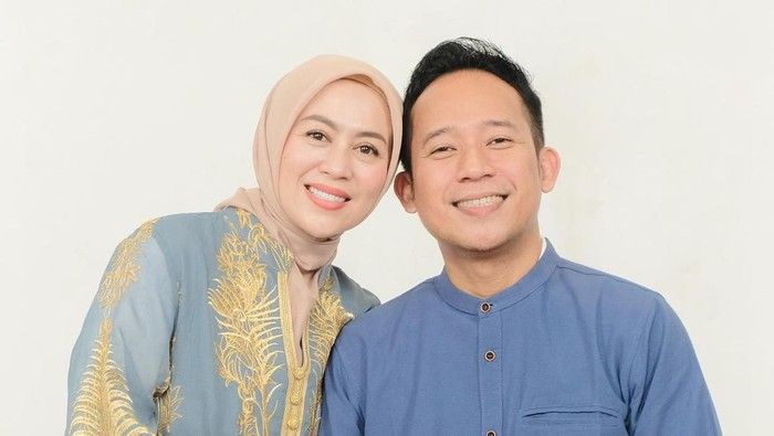 Perubahan Pendapatan dan Gaya Hidup Denny Cagur Setelah Menjadi Anggota DPR RI, Menurut Istri
