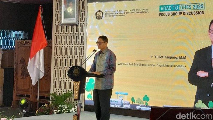 Perkembangan Bauran Energi Baru Terbarukan (EBT) di Indonesia: Masih ... Perkembangan Bauran Energi Baru Terbarukan (EBT) di Indonesia: Masih ...